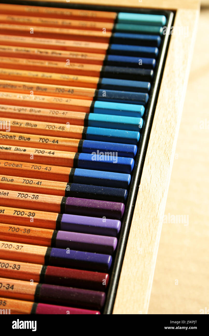 blue graphic colored pencils colour spectrum coloured pencils colors ...