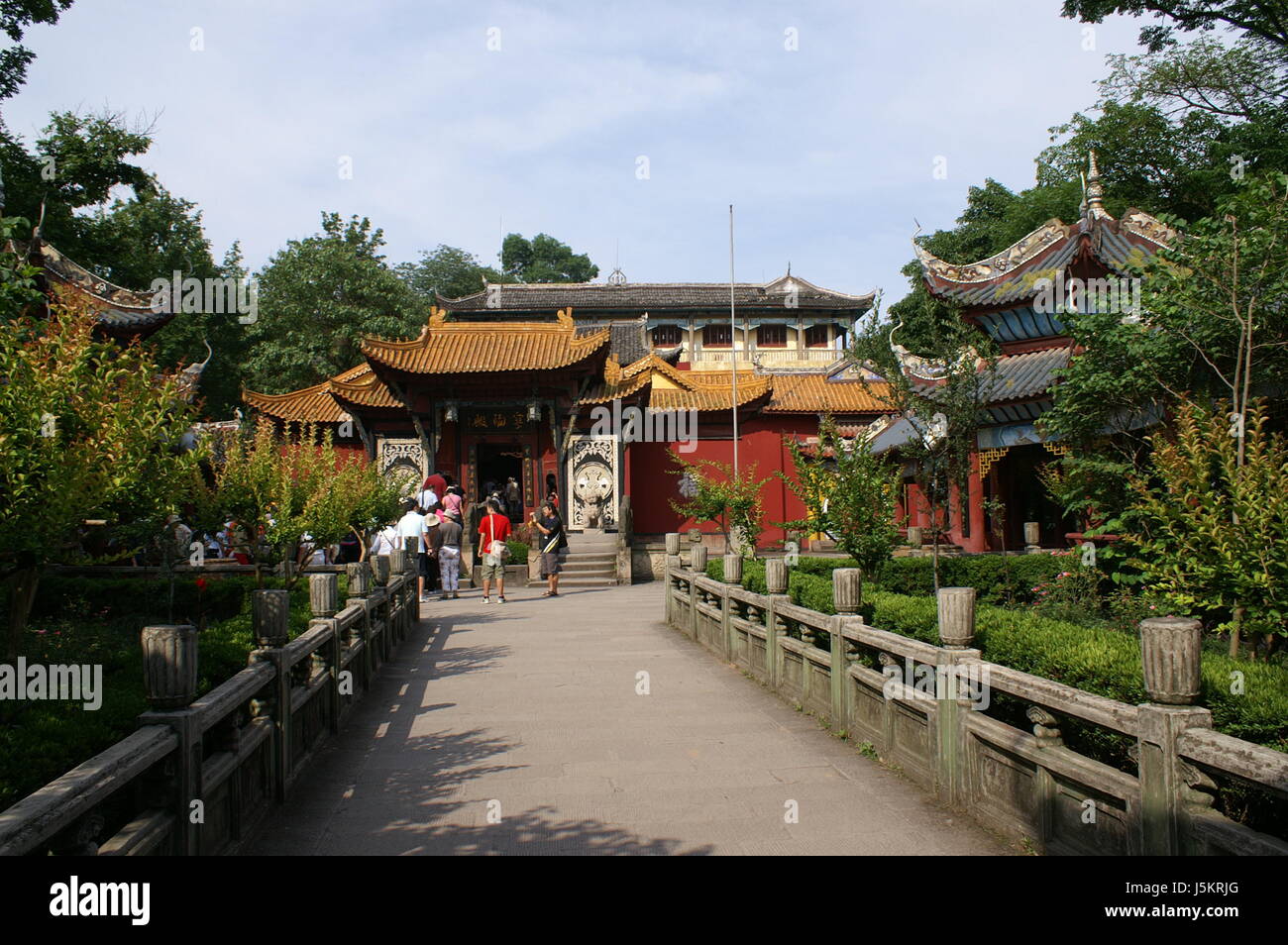 fengdu 1. temple complex Stock Photo - Alamy