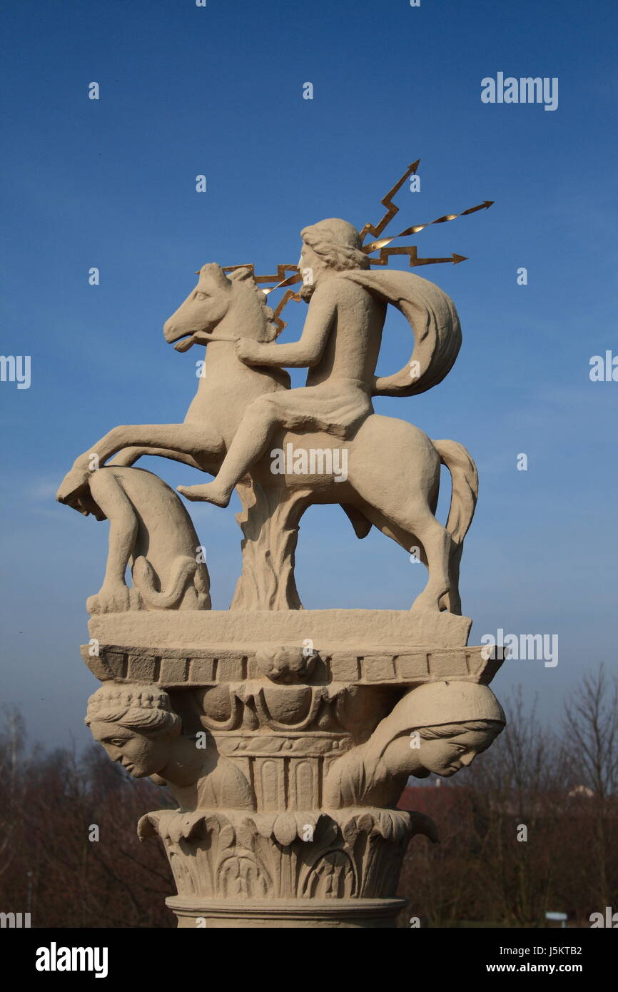 Column of jupiter hi-res stock photography and images - Alamy