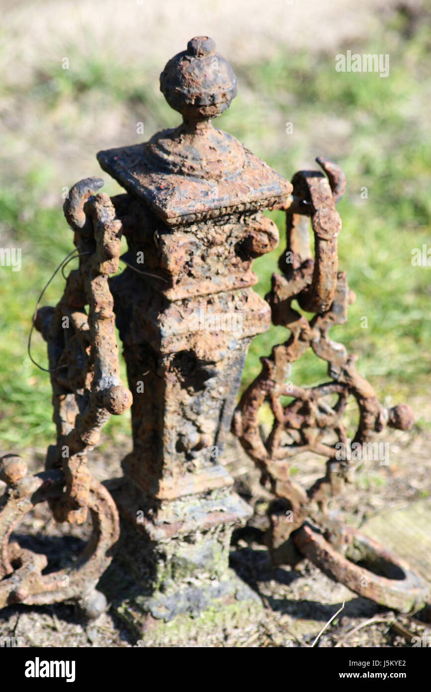 death iron ailing cemetery fence burial-place metal rusty graves rust ...