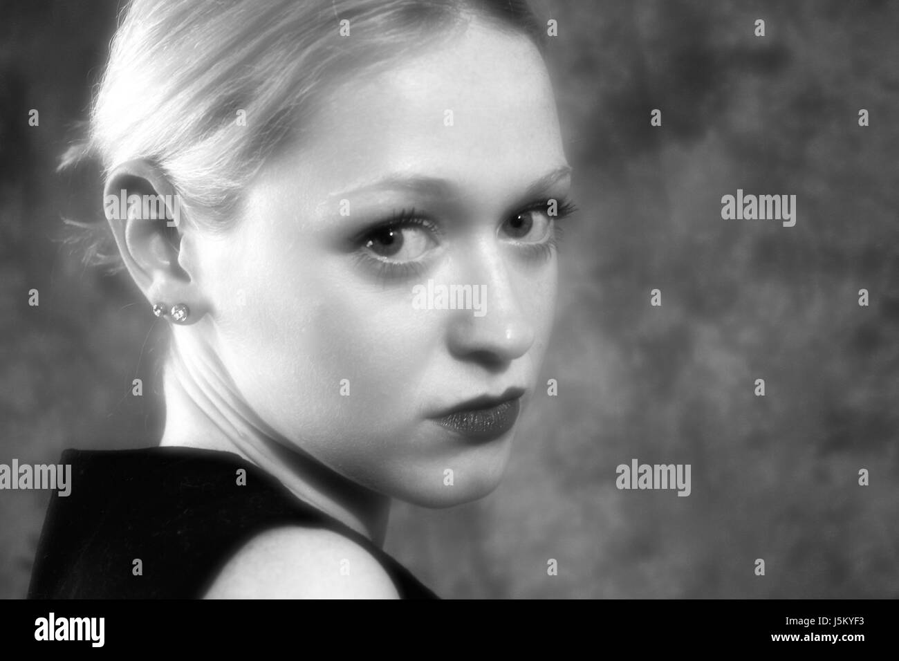 woman portrait bw nice oblique back shoulder behind neck neutral to ...