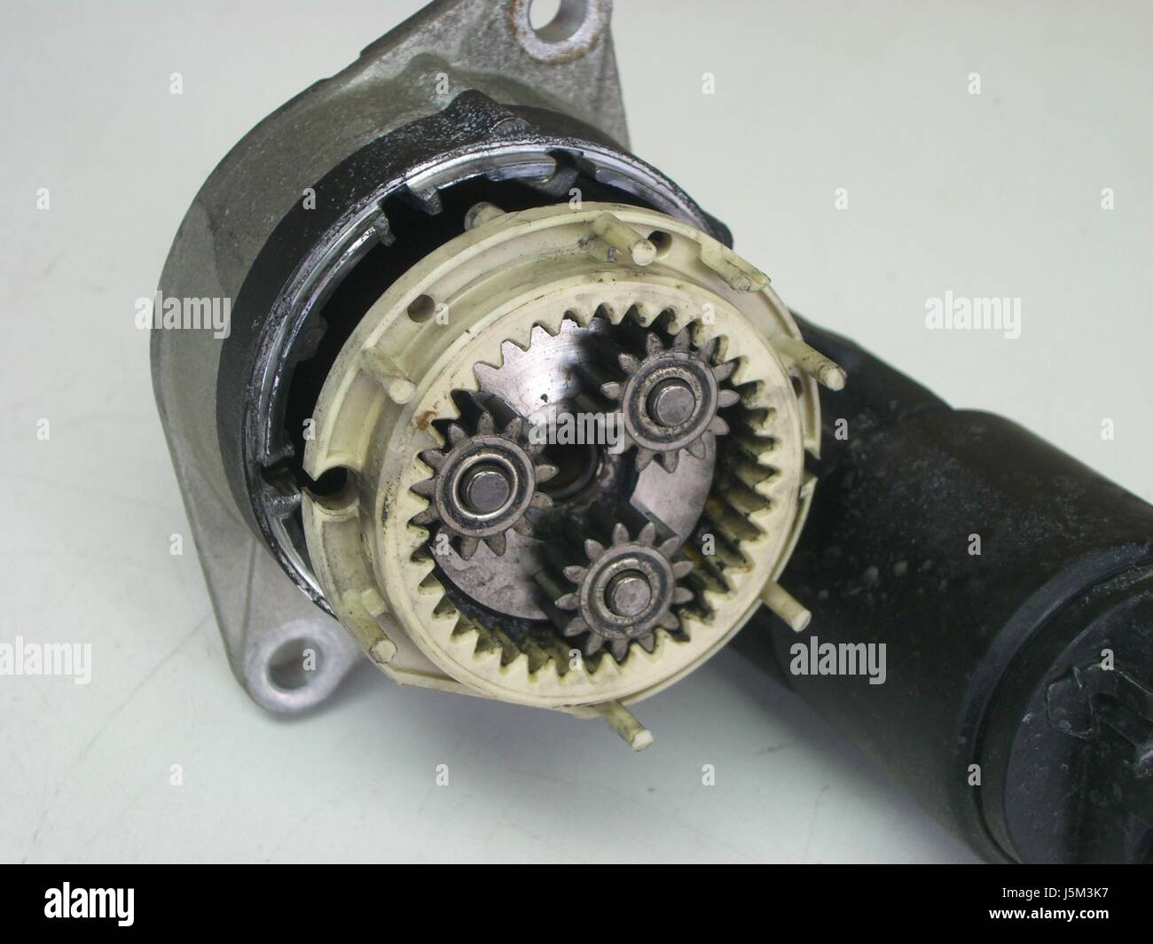 Planetary gear hi-res stock photography and images - Alamy