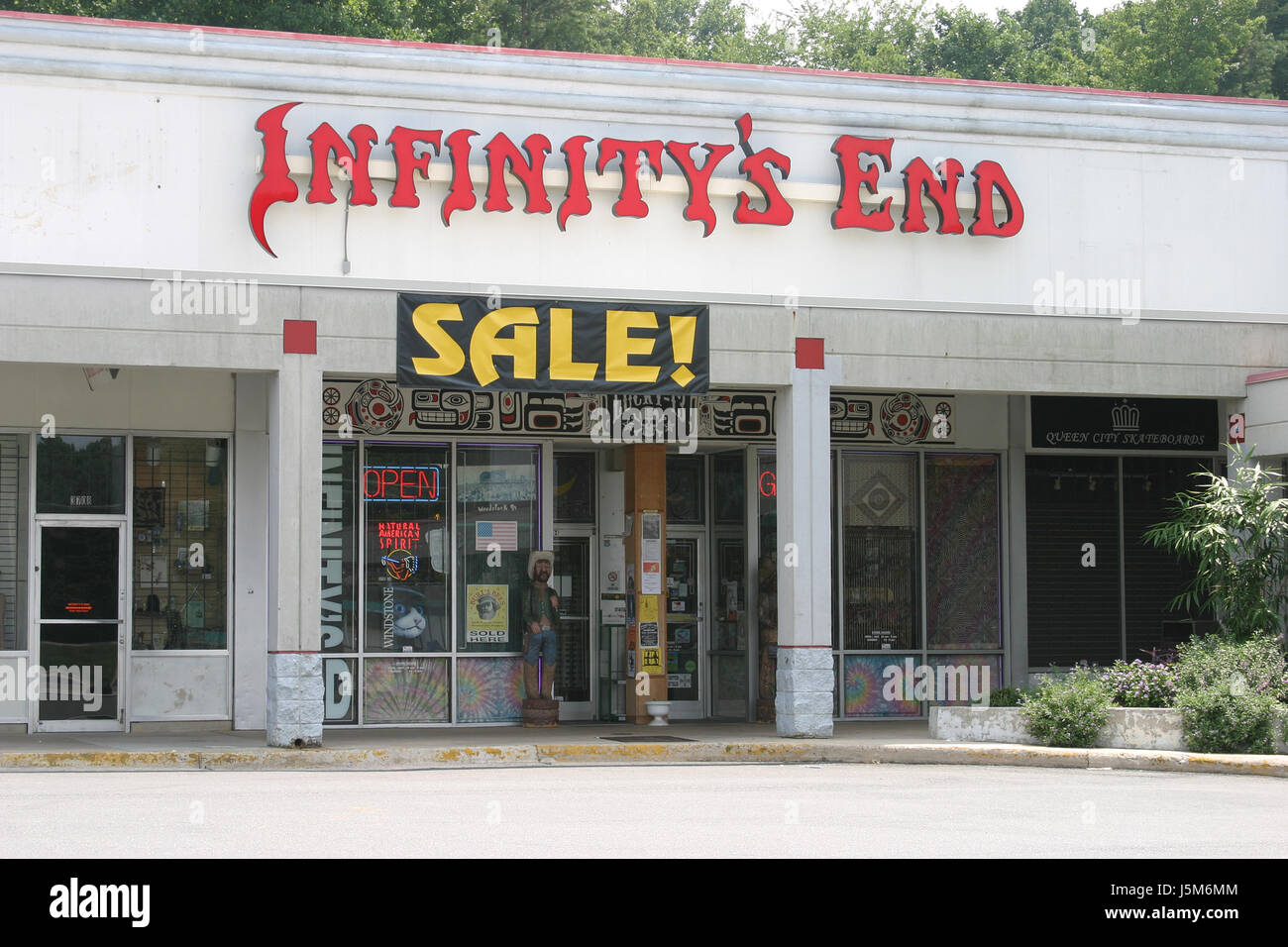 Old Infinity's End Location in Charlotte, NC Stock Photo - Alamy