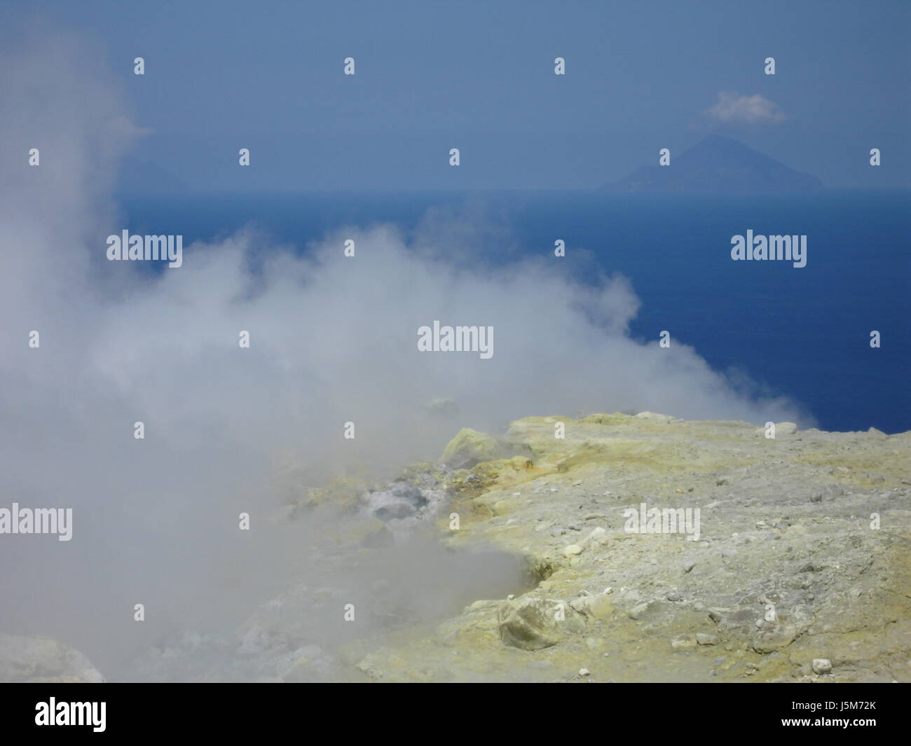 Steam vulcan volcano rock hi-res stock photography and images - Alamy