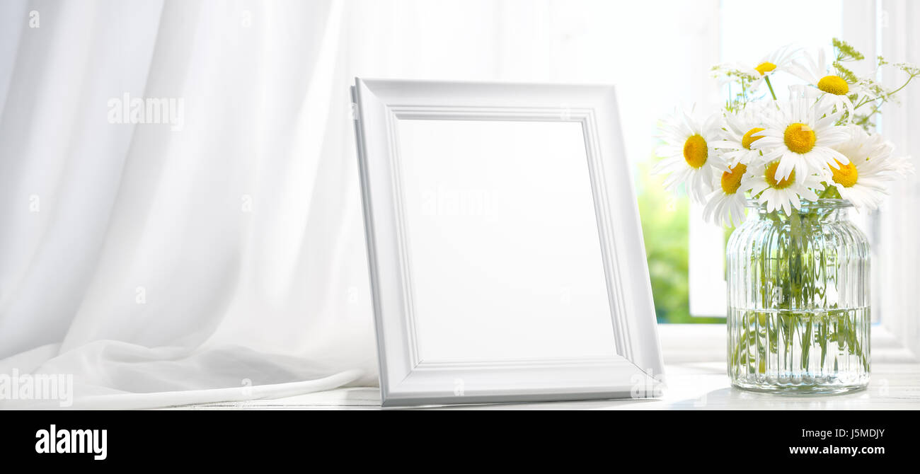 Flower texture glass window hi-res stock photography and images - Alamy