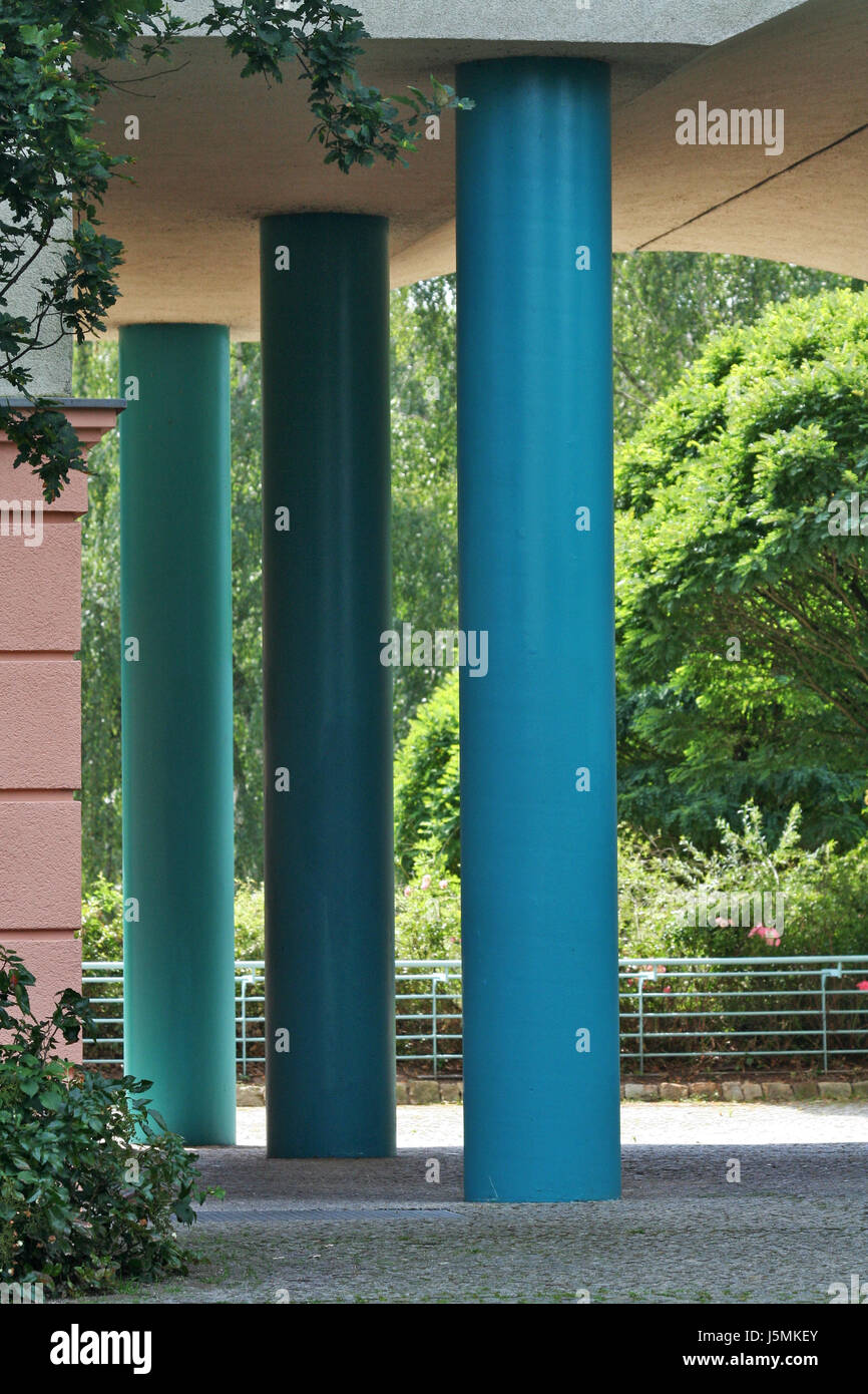 Three columns hi-res stock photography and images - Alamy