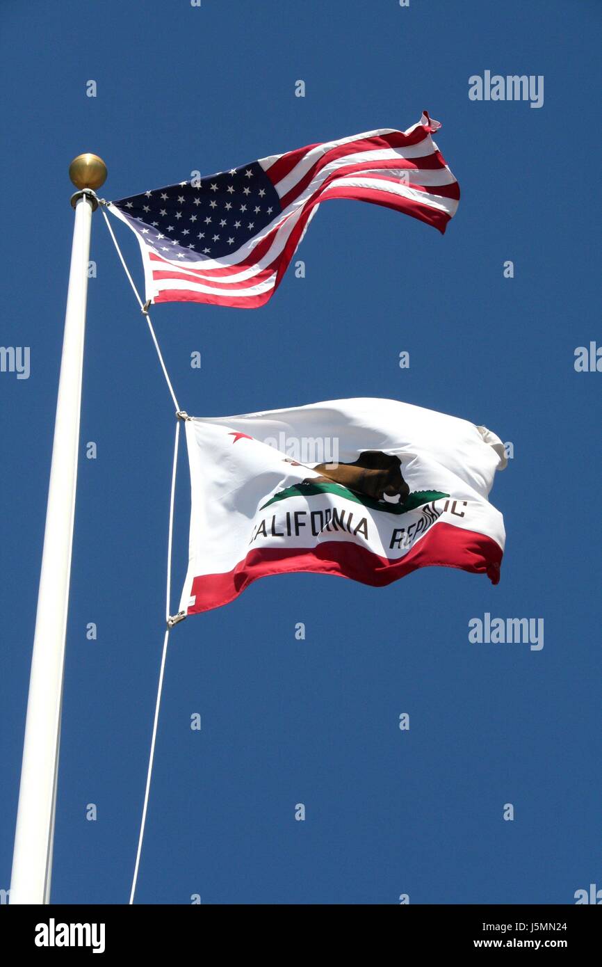 California flags hi-res stock photography and images - Alamy