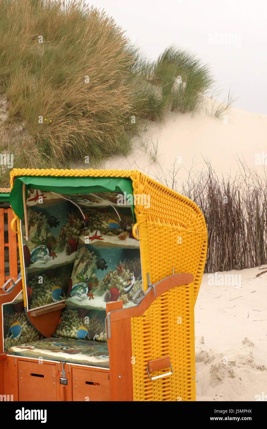 yellow beach chair Stock Photo - Alamy