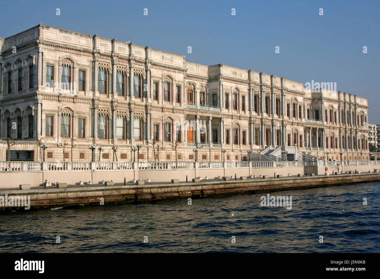 buildings tourism cities turkey palace istanbul government bosphorus ...