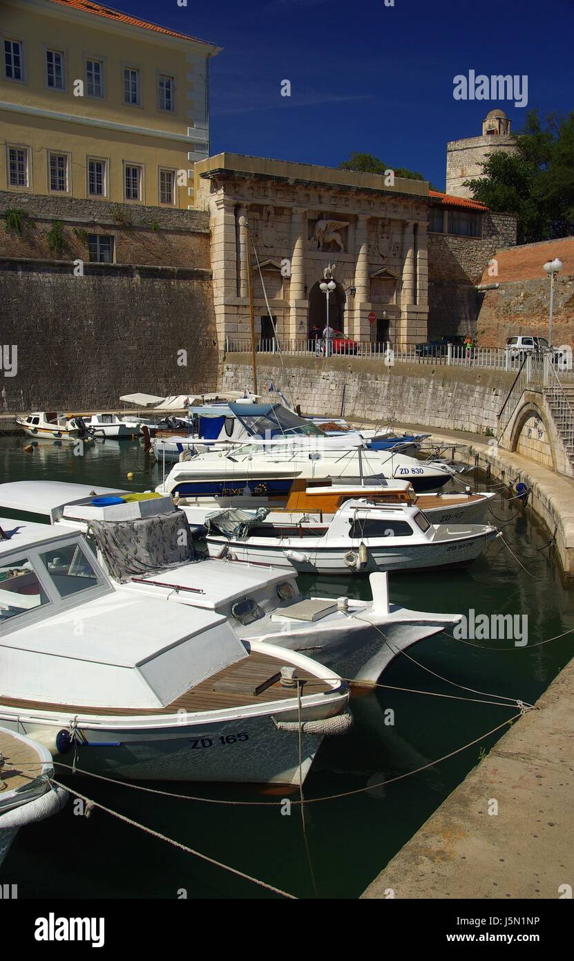historical city town goal passage gate archgway gantry harbor harbours ...