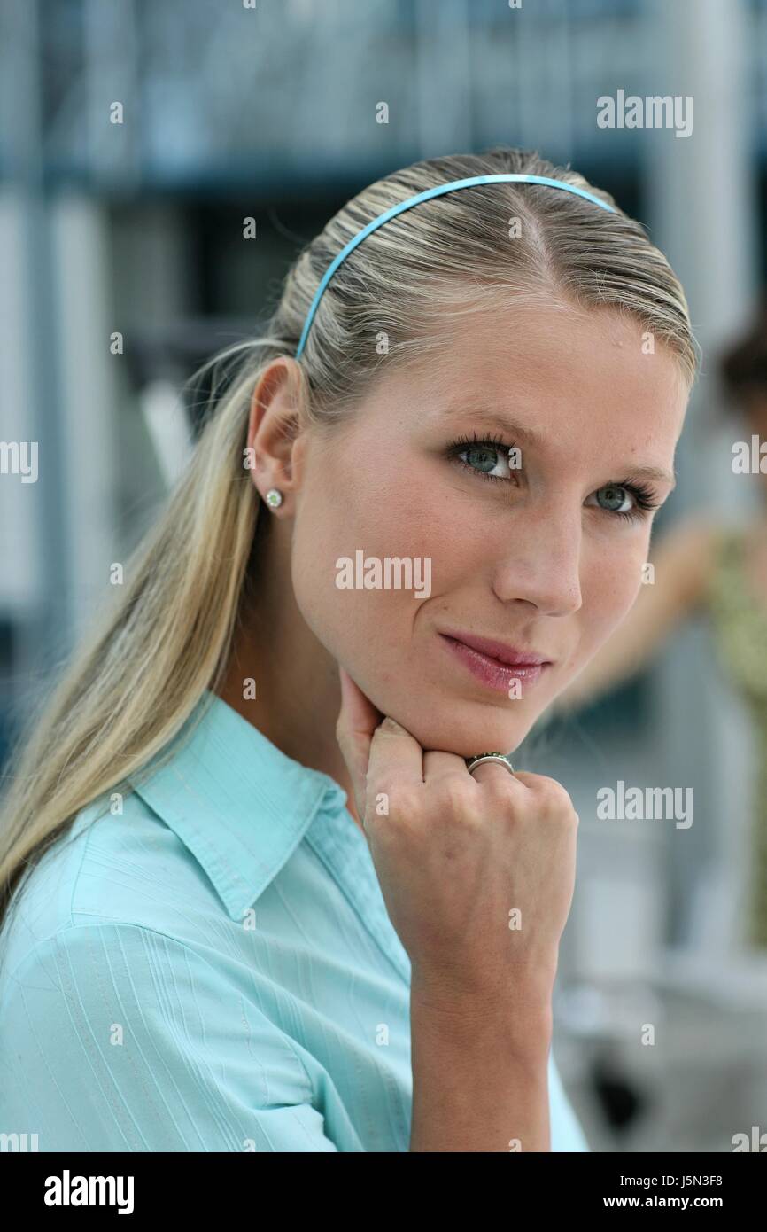 woman having regard to hand Stock Photo - Alamy
