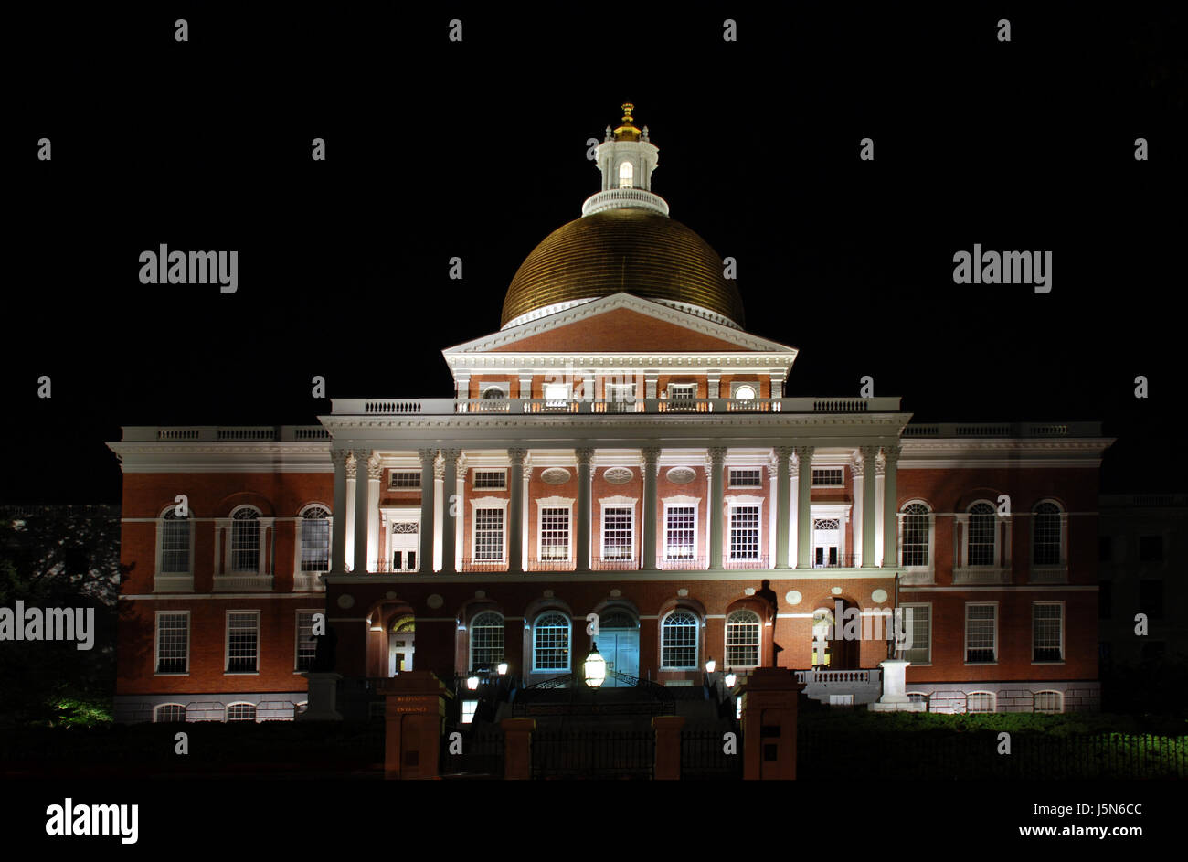 boston state house Stock Photo - Alamy