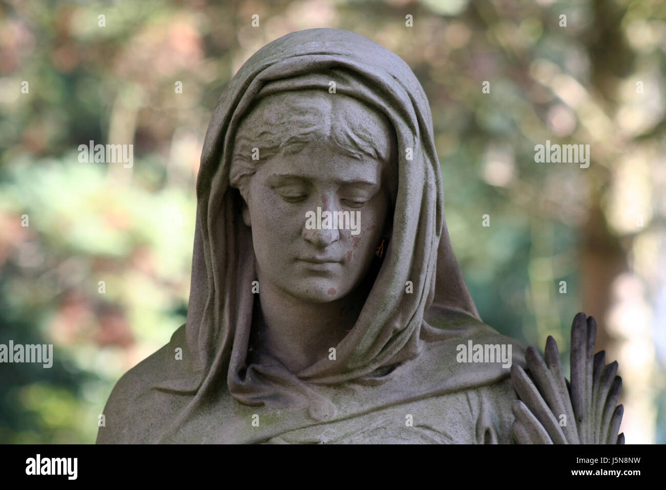 Gray mourning hi-res stock photography and images - Alamy