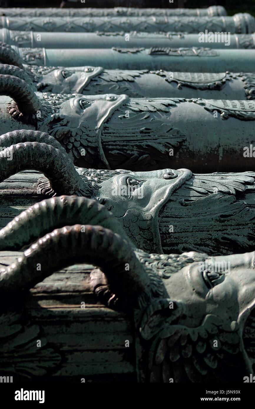 war,military,bronze,guns,structure,art of war,arm,weapon,tube,pipe ...