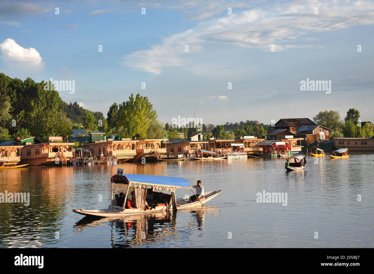 Kashmir, world-famous Dal Lake, A Shikara Ride, Beautiful Landscape ...