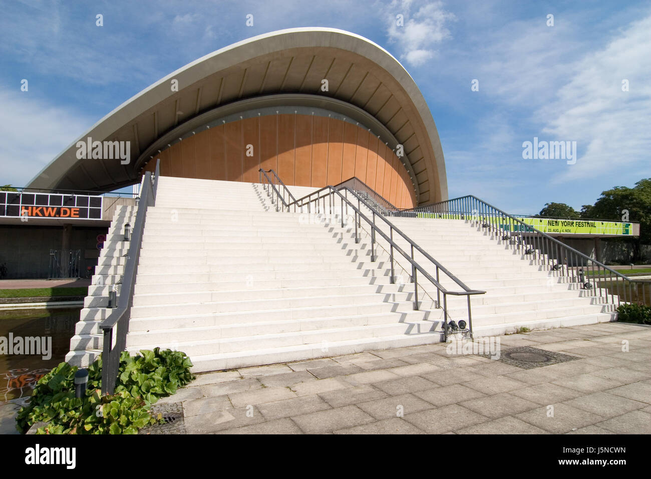 arc exposition berlin event facade style of construction architecture ...