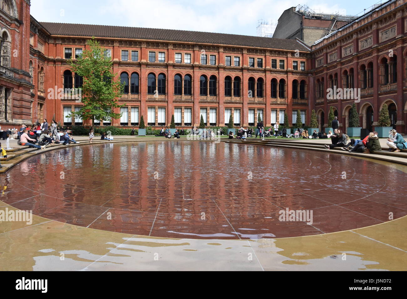 Victoria and Albert Museum Stock Photo - Alamy
