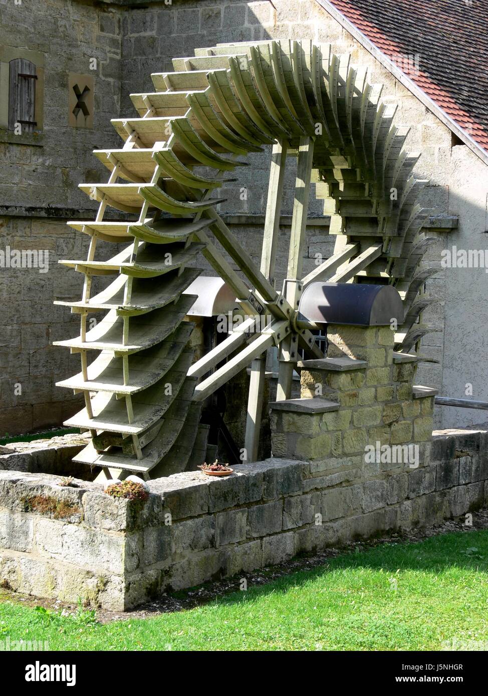 Water millwheel hi-res stock photography and images - Alamy