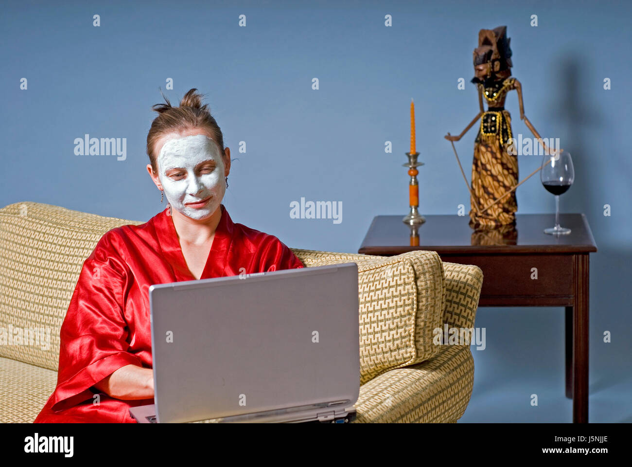 woman house building laptop notebook computers computer housewife ...