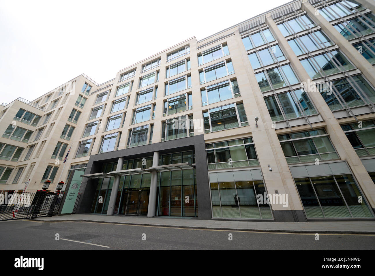 Rolls building london hi-res stock photography and images - Alamy