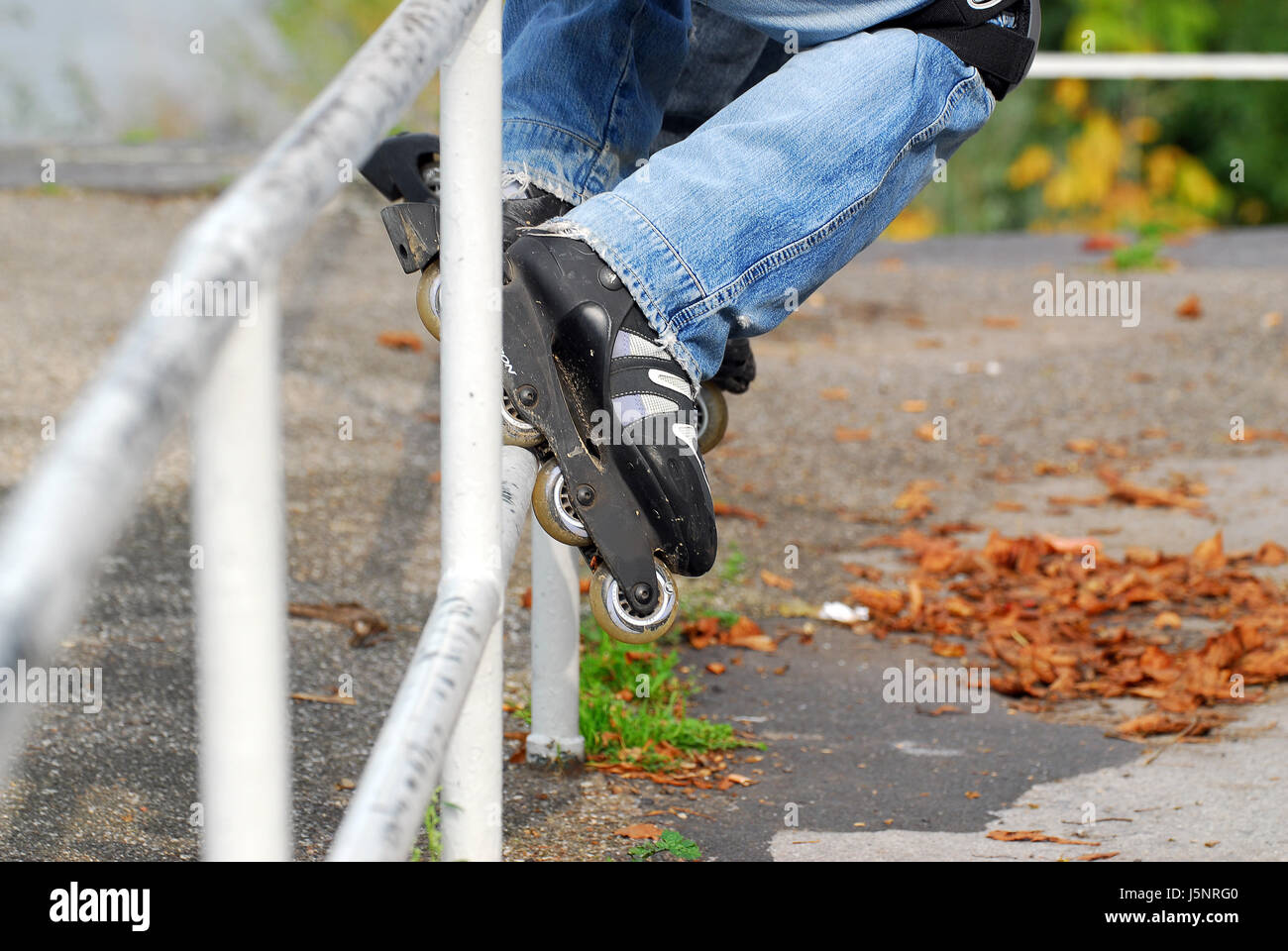 Inliner hi-res stock photography and images - Alamy