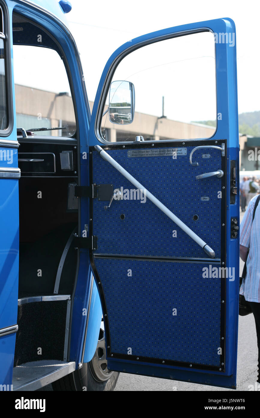 Oldtimerbus hi-res stock photography and images - Alamy