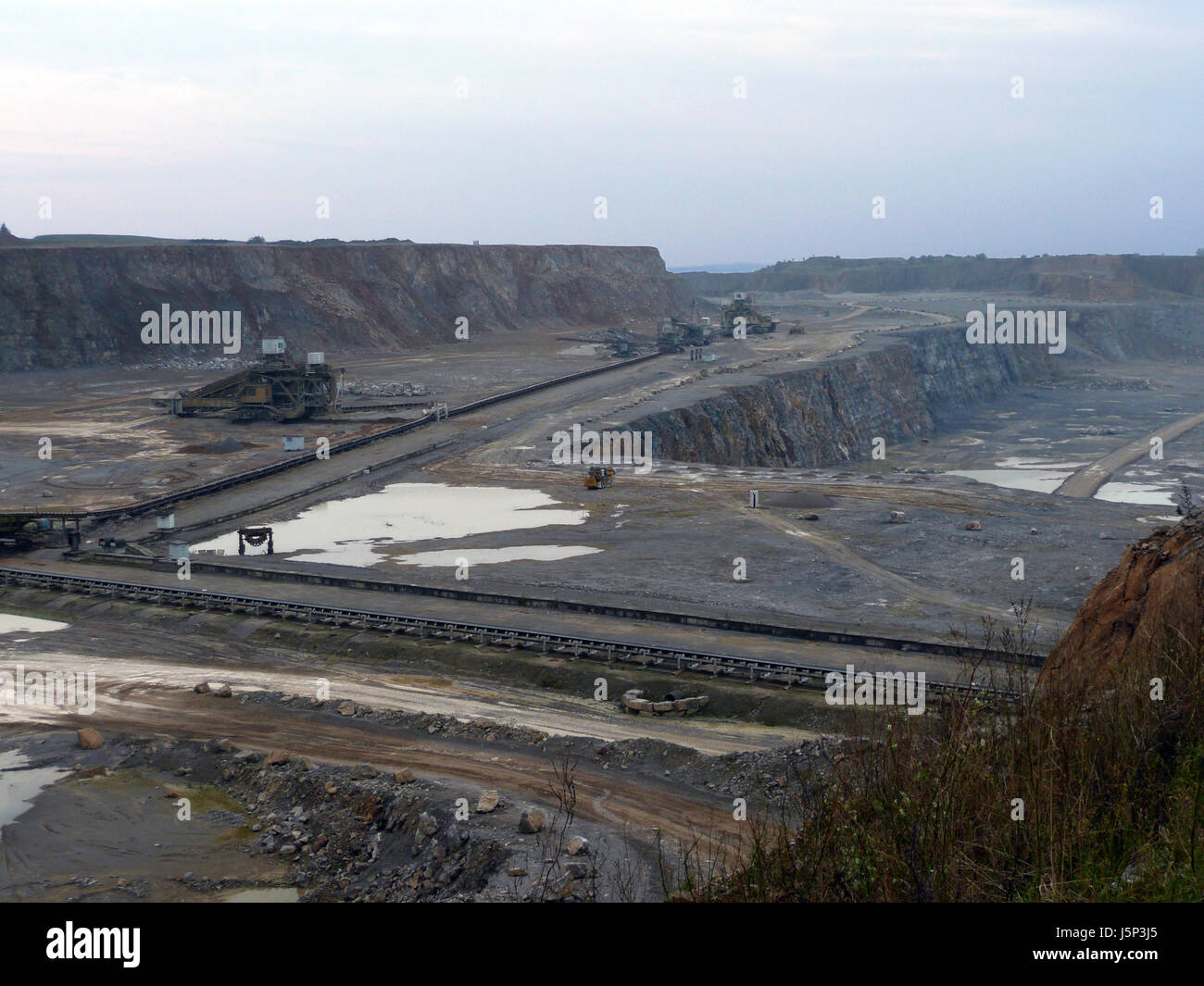 evening rock resin sole surface mining limestone lime dismantling heap ...