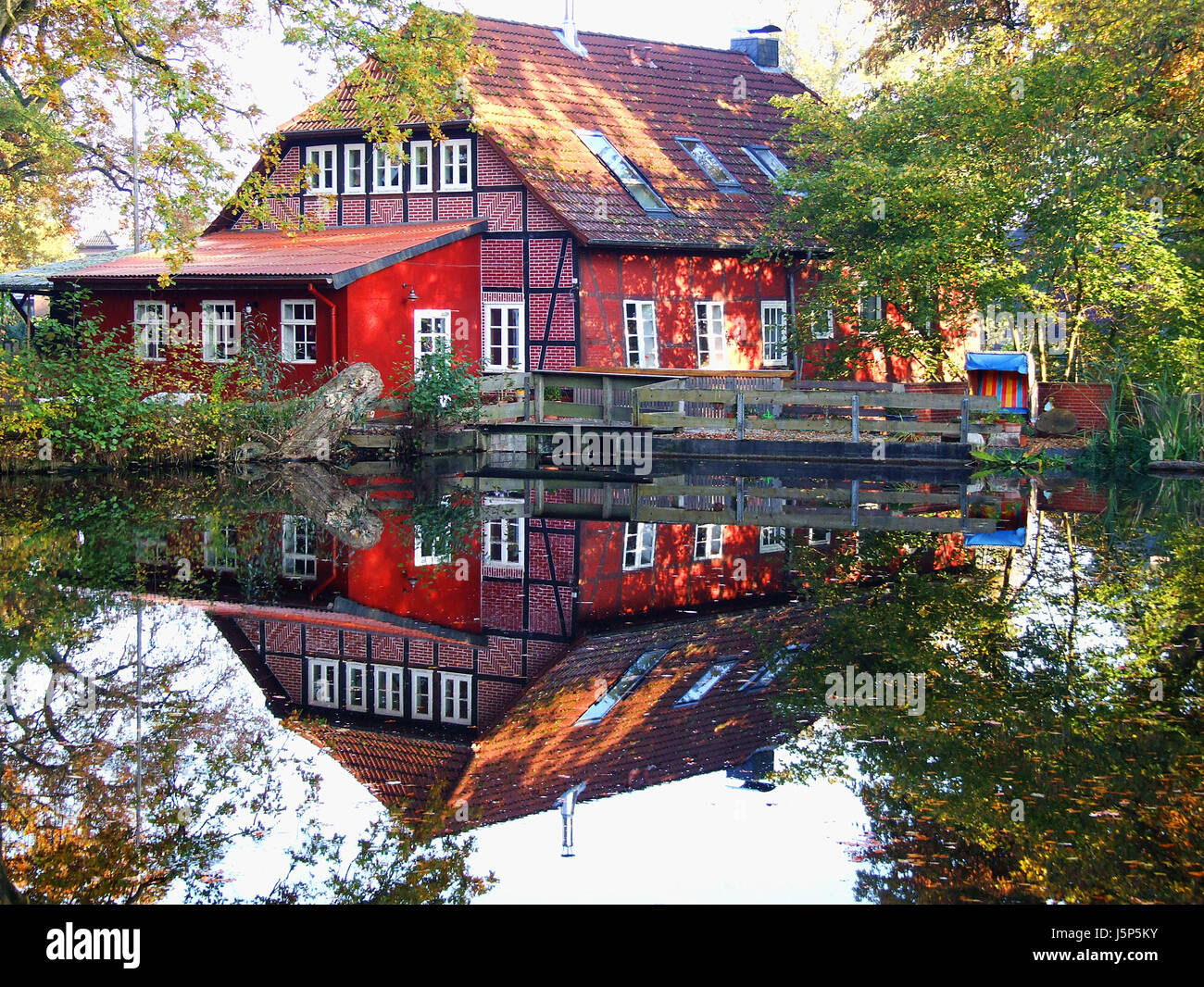 house building home dwelling house residential building bucolic ...