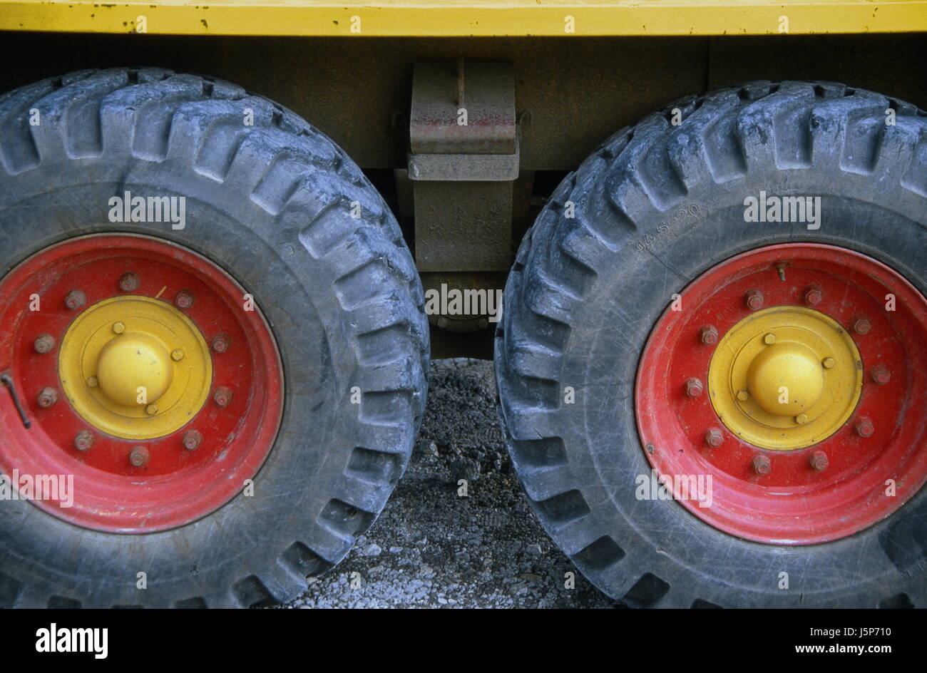Motor truck rims hi-res stock photography and images - Alamy