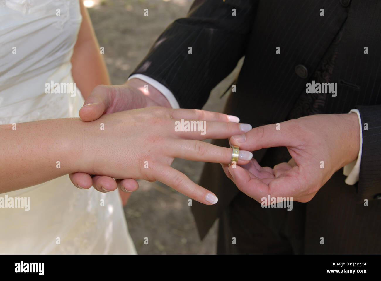 Aufstecken finger hi-res stock photography and images - Alamy