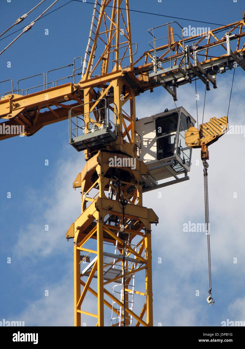 Baustellenkran hi-res stock photography and images - Alamy
