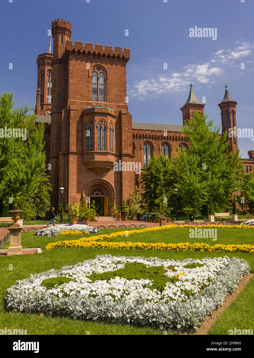 WASHINGTON, DC, USA - Smithsonian Institution Building, known as The ...
