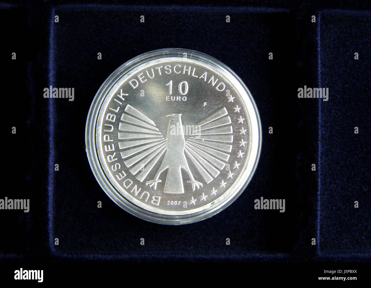 10 coin hi-res stock photography and images - Alamy