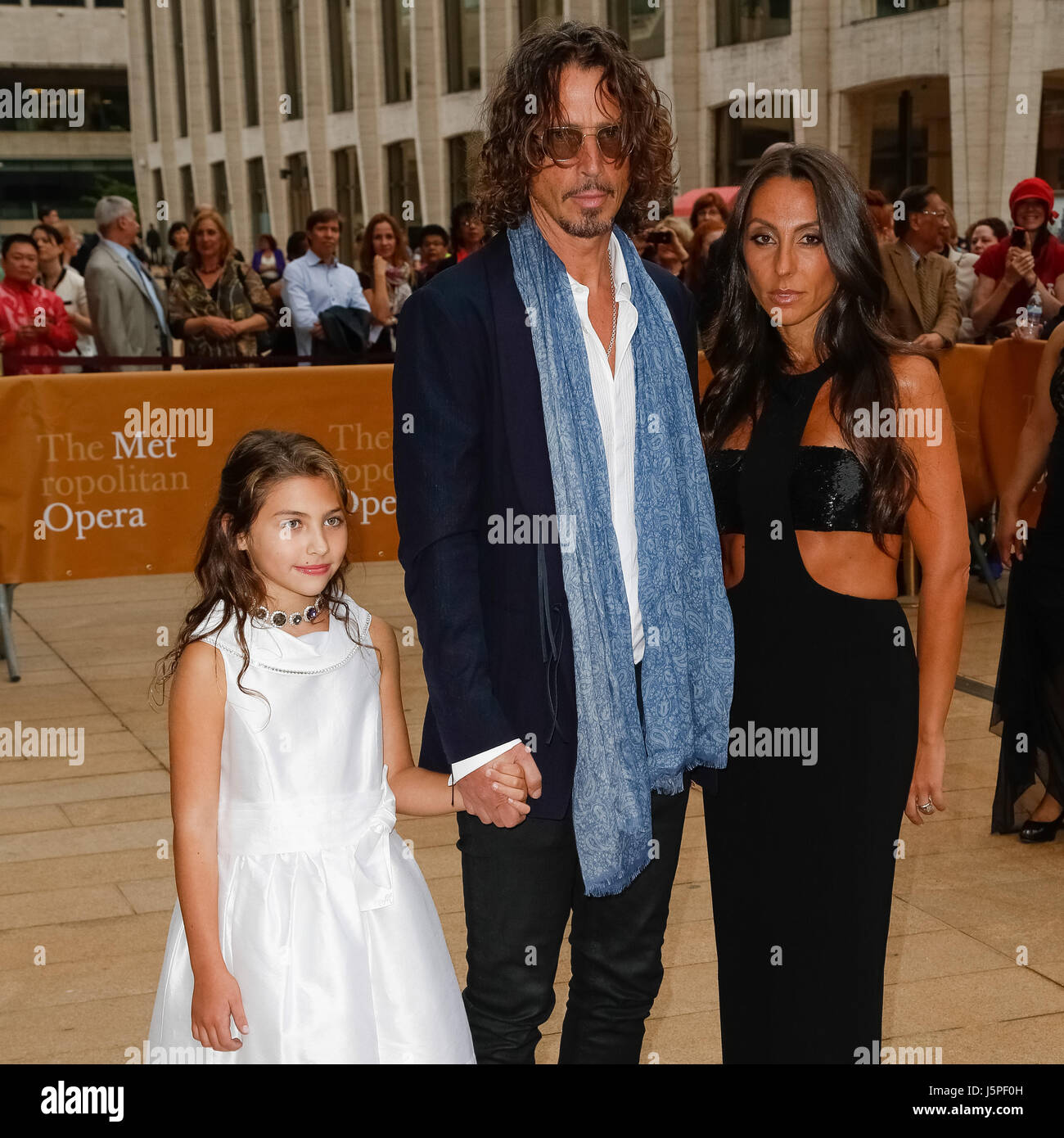 "chris cornell" 2014 hi-res stock photography and images - Alamy