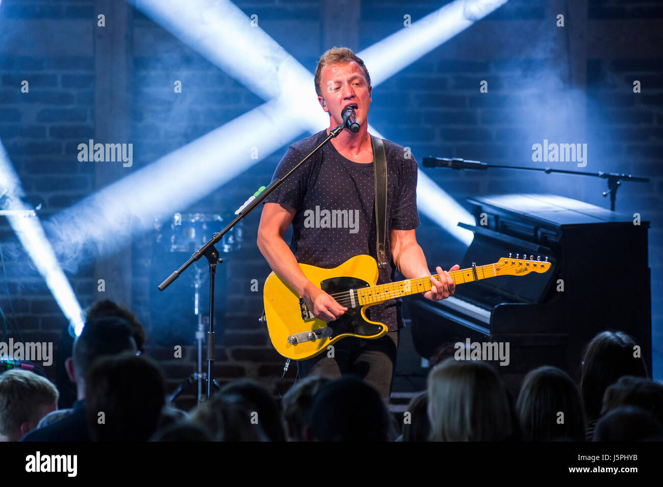 Marburg-Dagobertshausen, Germany. 17th May, 2017. Joris, german singer ...