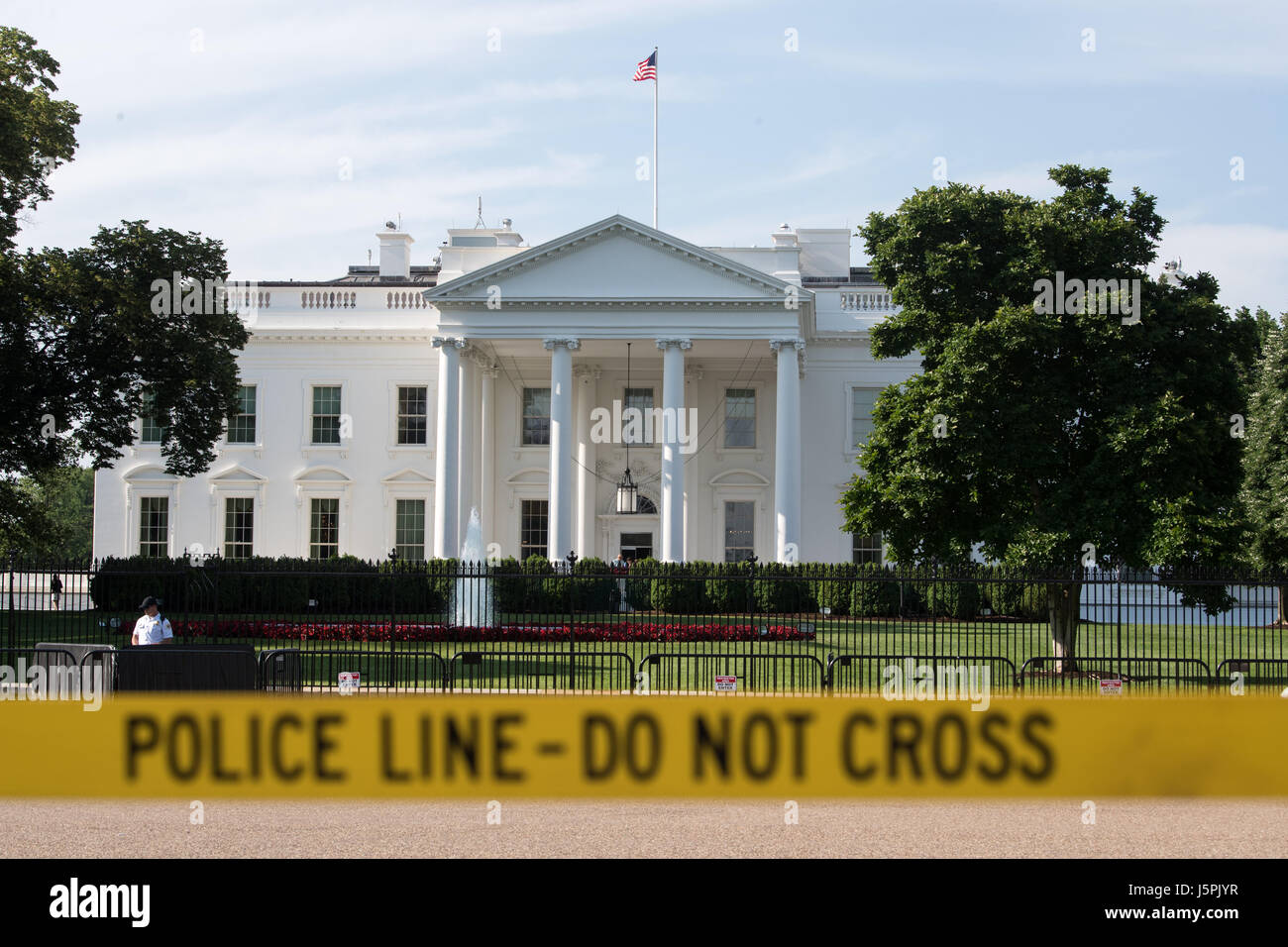 Police cordon us hi-res stock photography and images - Alamy
