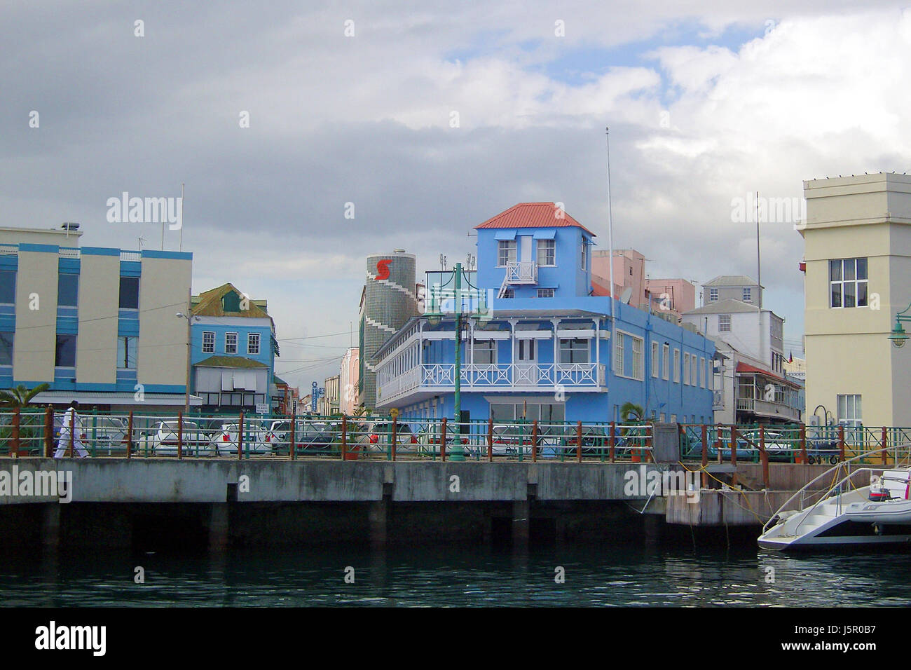 Bridgetown retail hi-res stock photography and images - Alamy