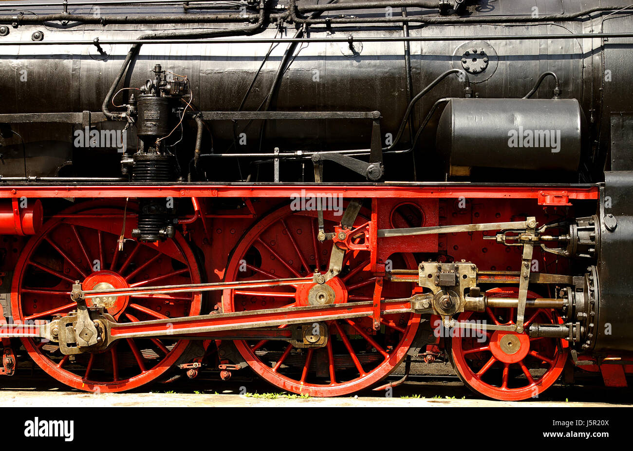 railway locomotive train engine rolling stock vehicle means of travel ...