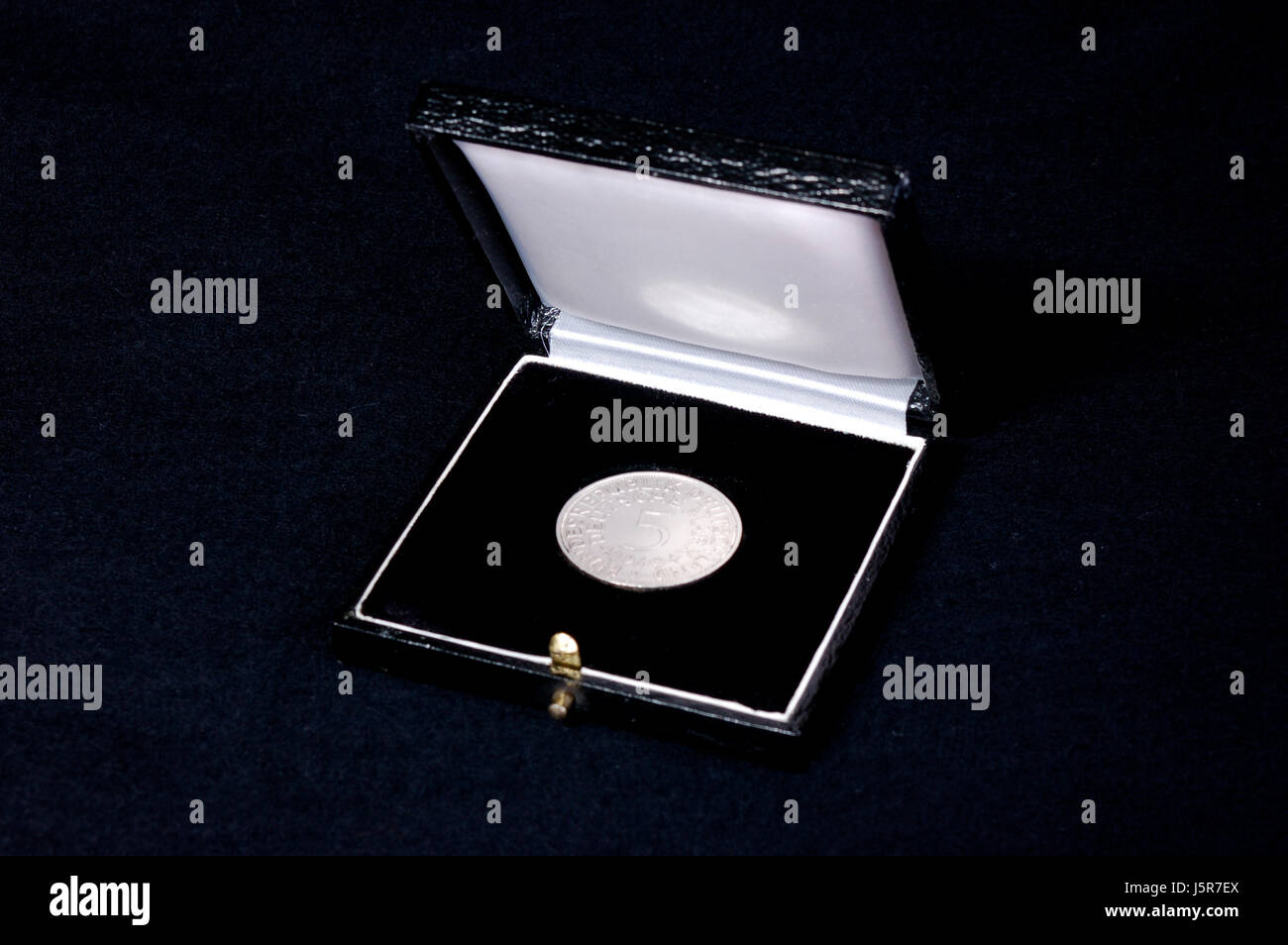 D mark hi-res stock photography and images - Alamy