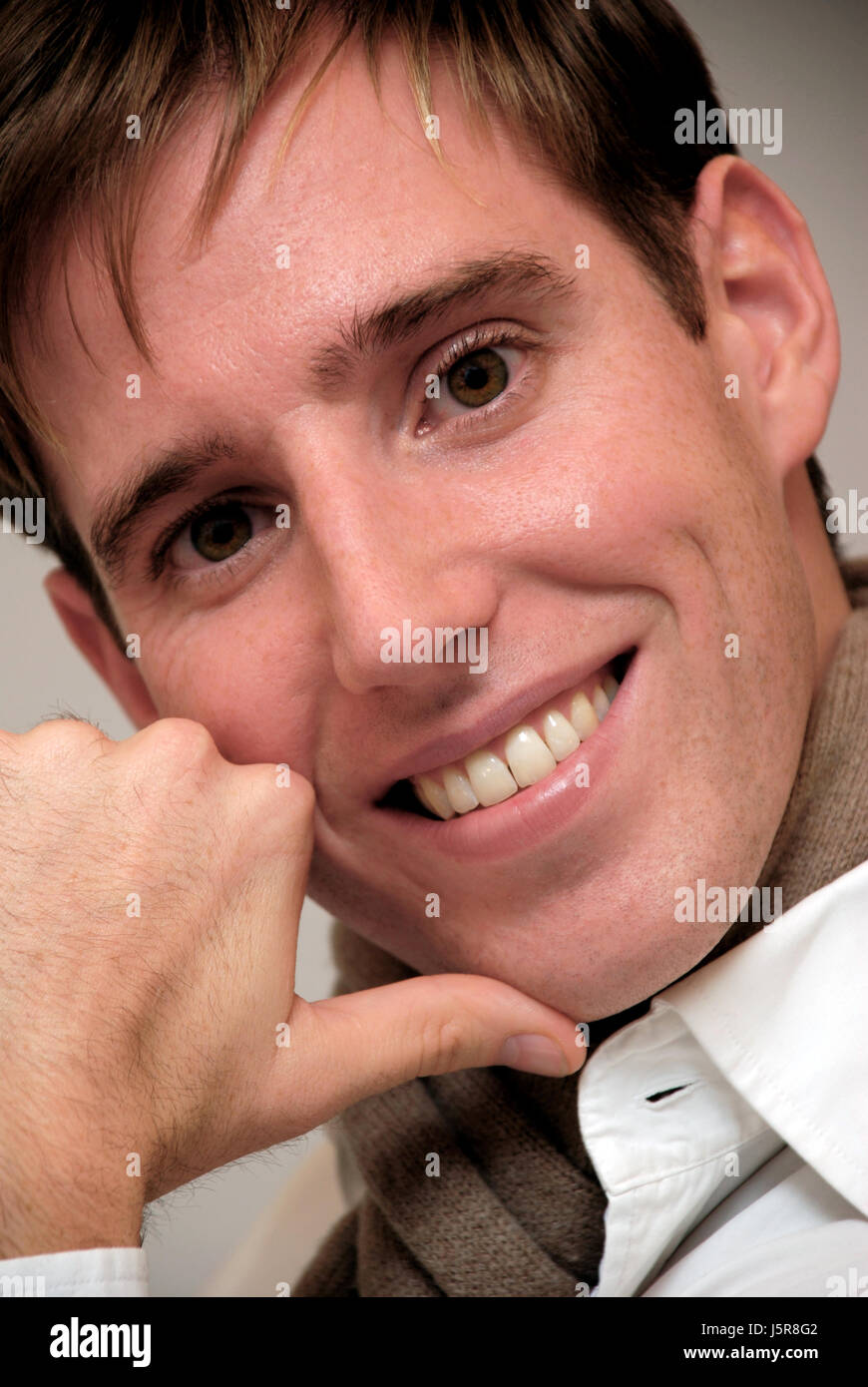 laugh laughs laughing twit giggle smile smiling laughter laughingly ...