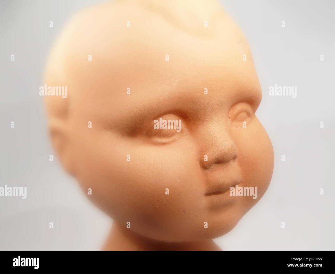 Babyface hi-res stock photography and images - Alamy