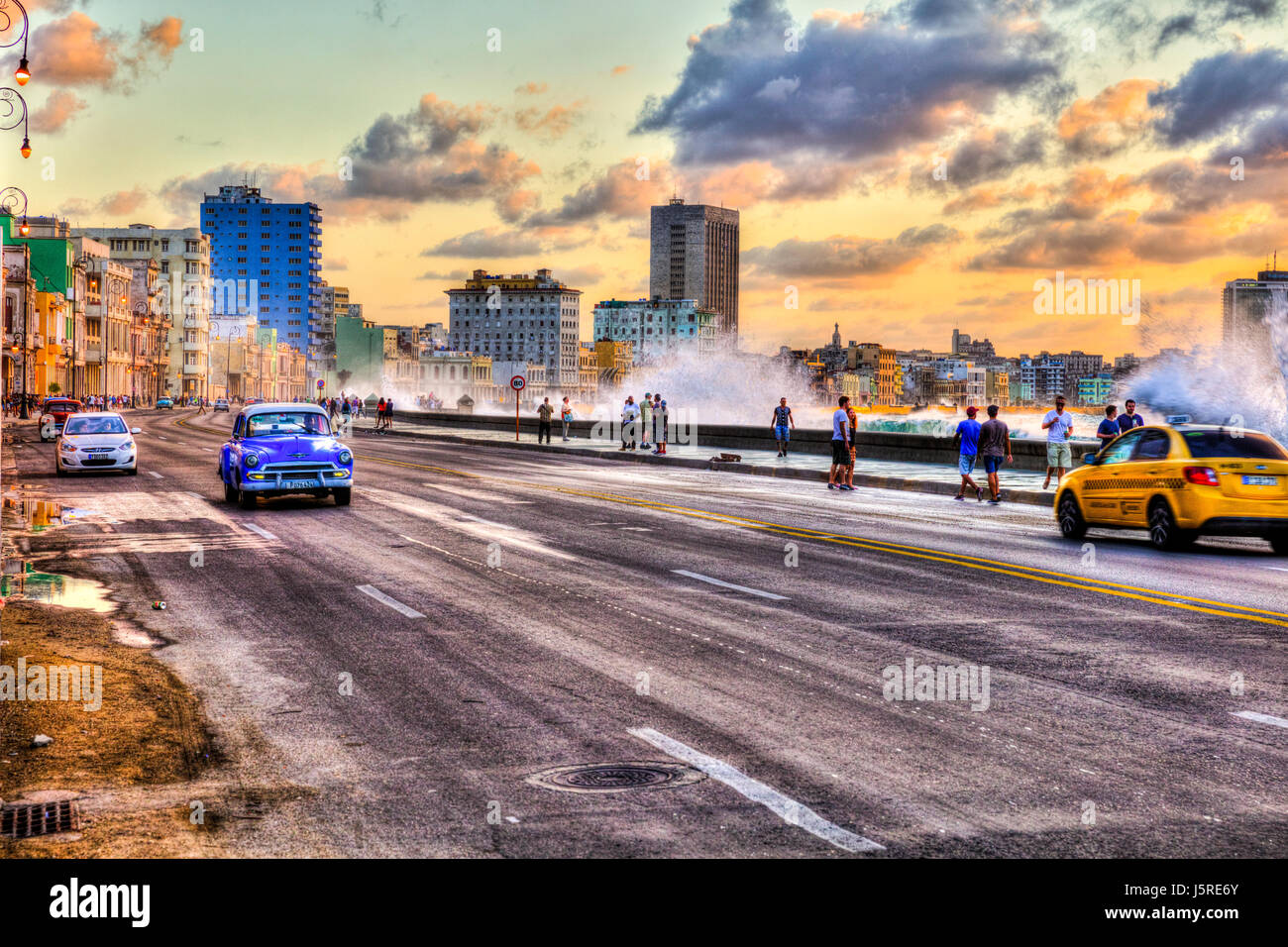 The Malecon Havana Cuba, Habana malecon, The Malecon, Seafront ...