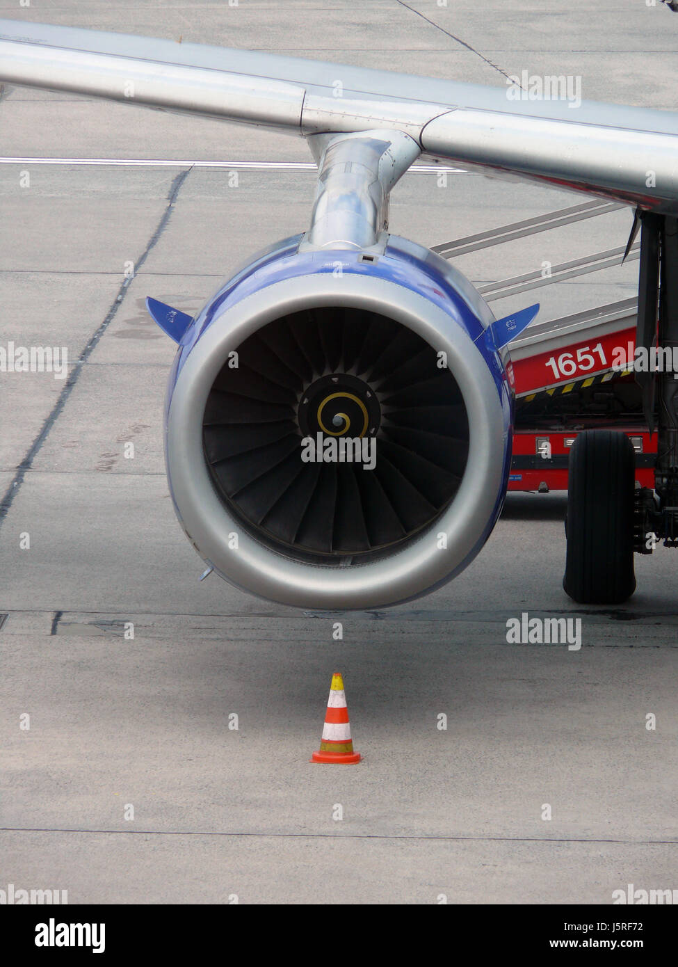 engineering engine drive motor wing spiral barrier turbine bracket ...