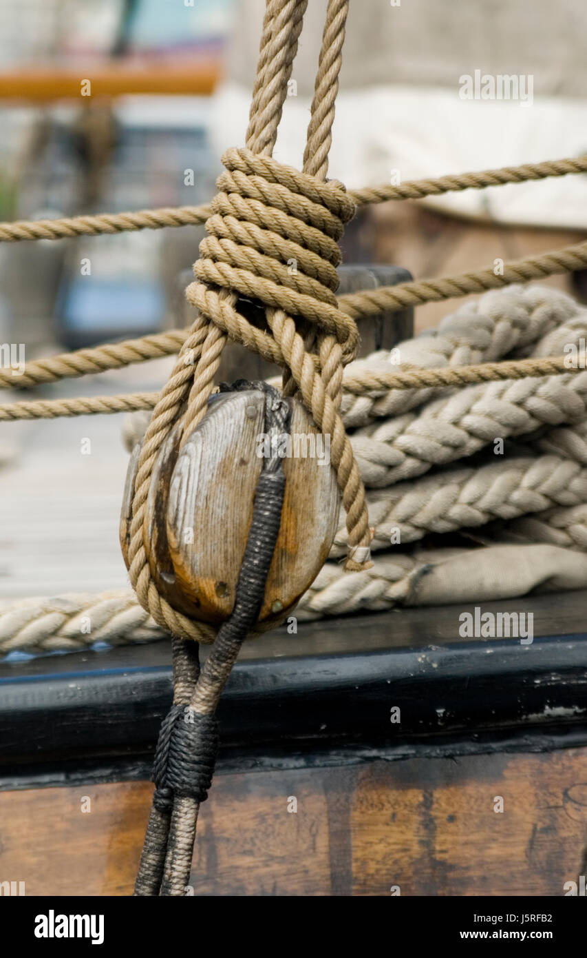 detail sail dew traditional sailing boat sailboat nautical rope rowing ...