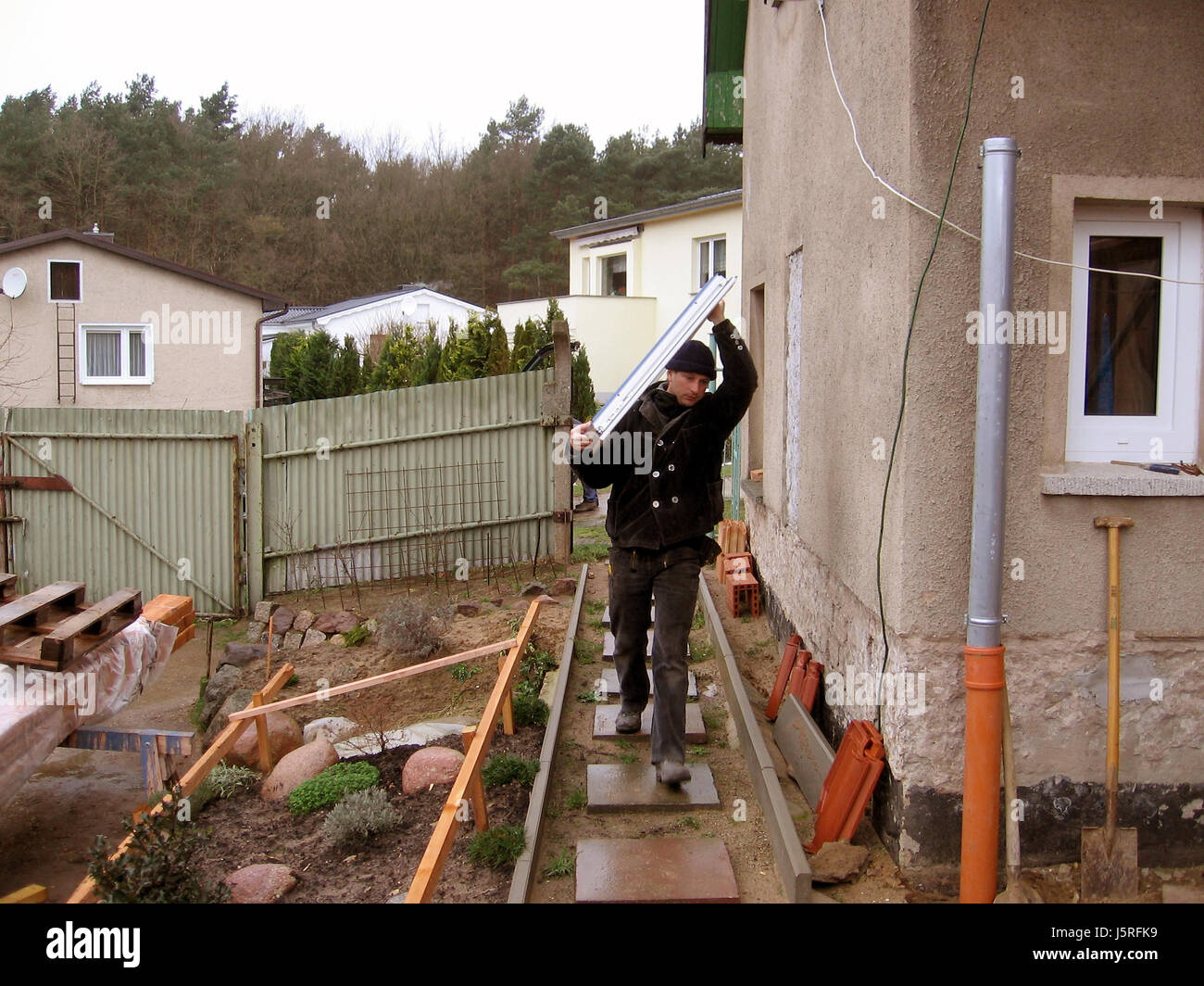 craftsman tradesman handicraftsman window porthole dormer window pane ...