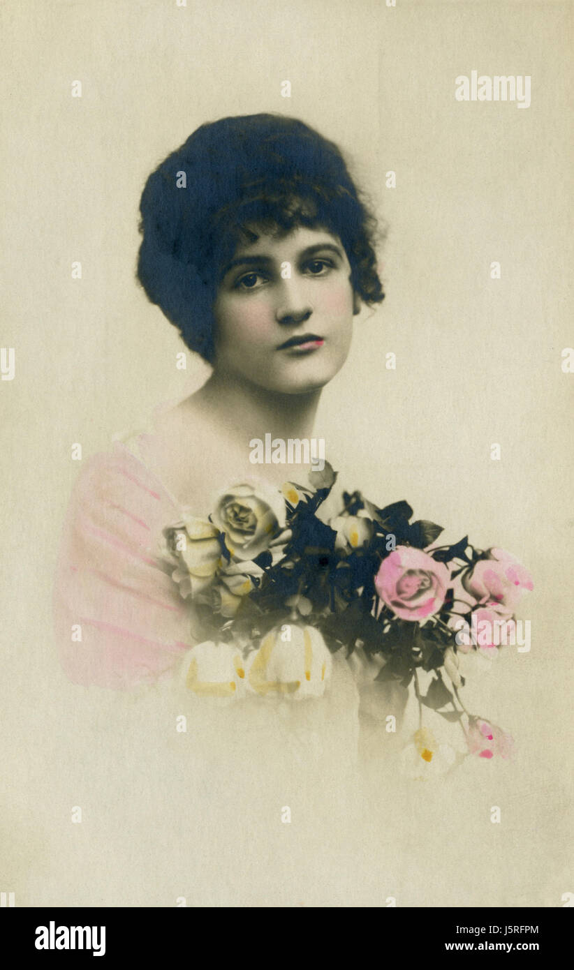 A vintage photo portrait from 1902 of Russian women Stock Photo - Alamy