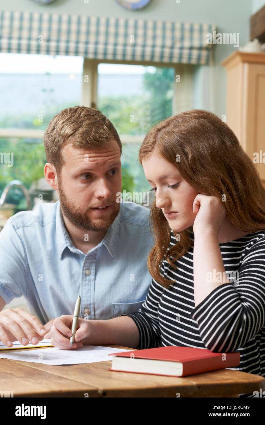 Reading homework hi-res stock photography and images - Alamy