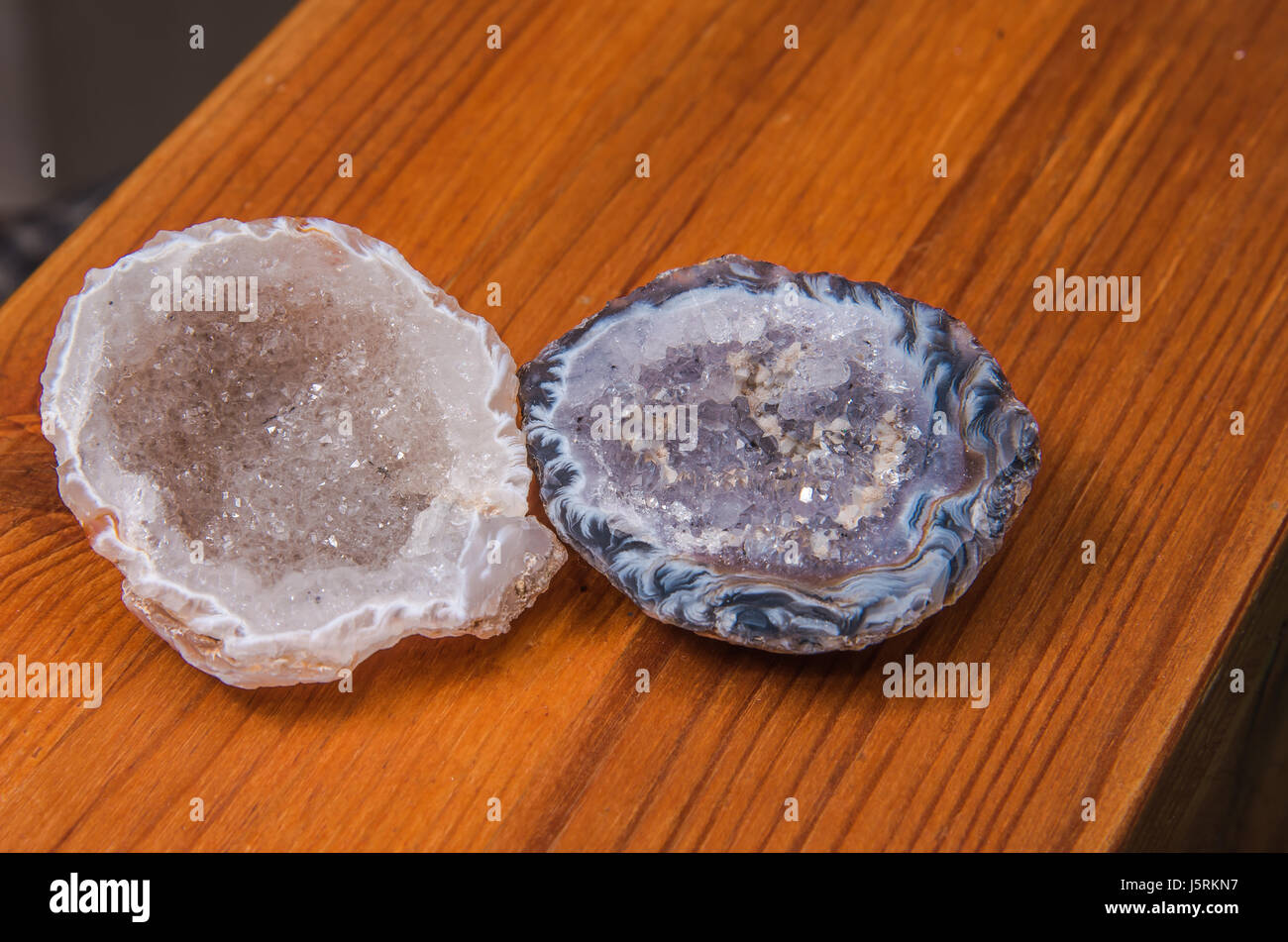 Quartz Agate cut in half agate geodes find, mineral Stock Photo - Alamy