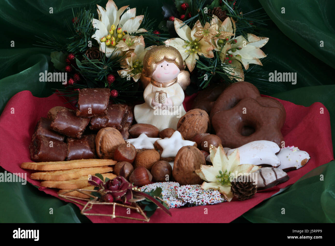 vitamins vitamines nibble advent angel angels nuts vales nut filberts ...