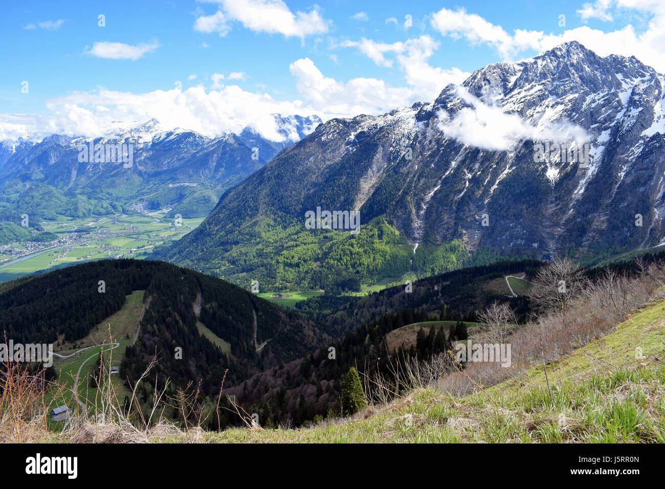 Valley and mountains. Beautiful alpine view from Rossfeldstrasse ...